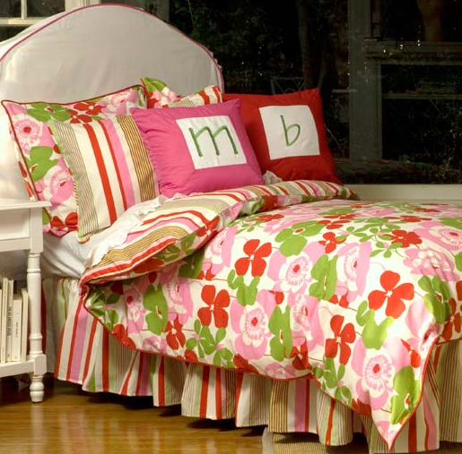 Personalizing Your Pillows With Monograms